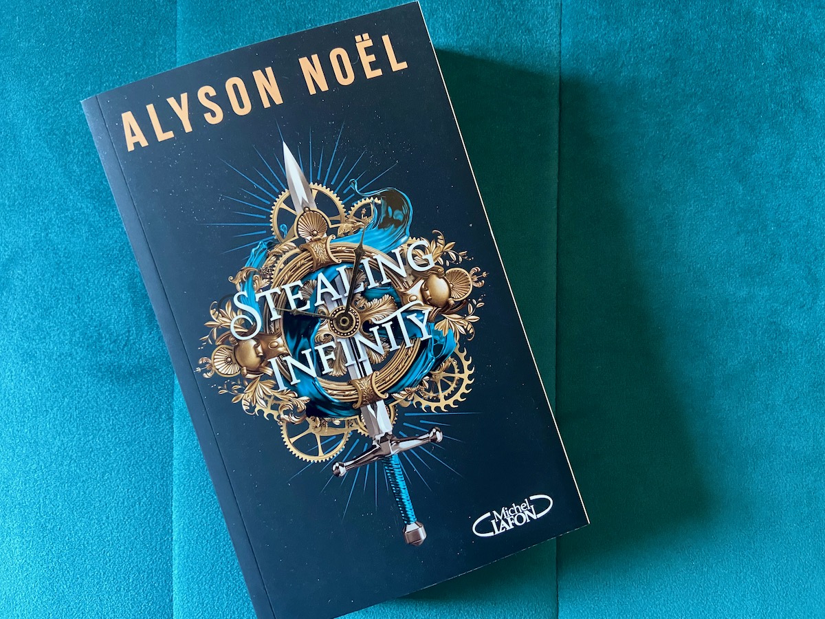 [CONCOURS] "Stealing infinity" (Alyson Noël) | Le Rose et le Noir